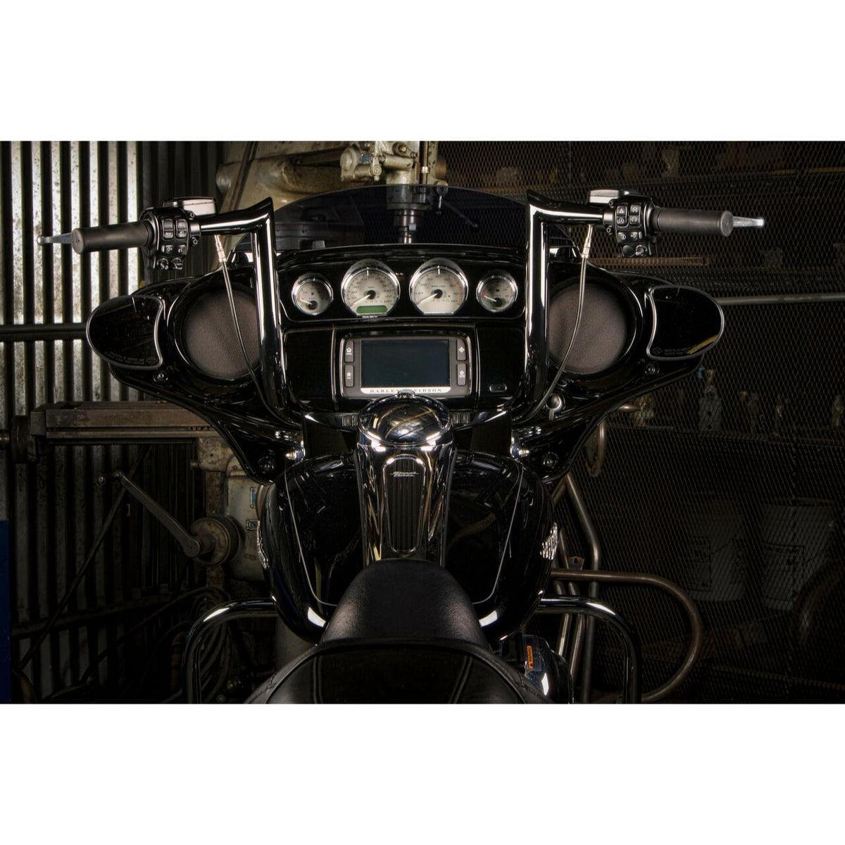 Factory 47 Assault Handlebar | 14" Rise | Gloss Black – House of Harley®